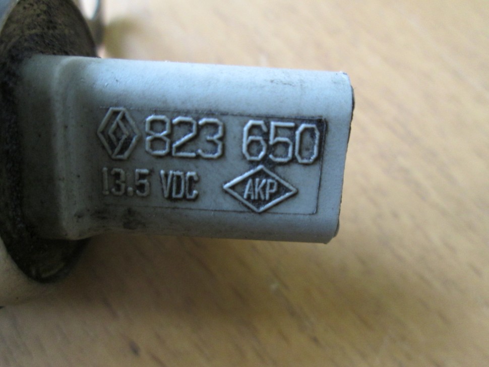 Купить клапан электромагнитный изменения фаз грм 8200823650 renault ...