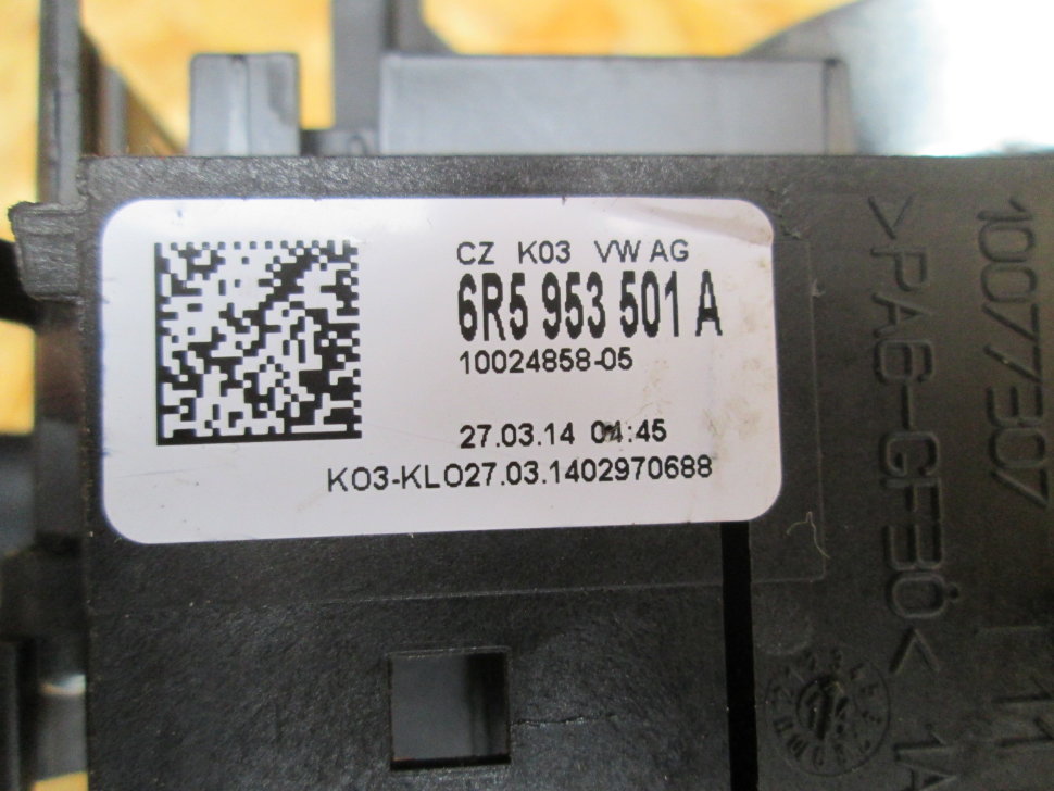 Купить переключатель подрулевой 6r5953501a vw polo 2010>, skoda fabia ...