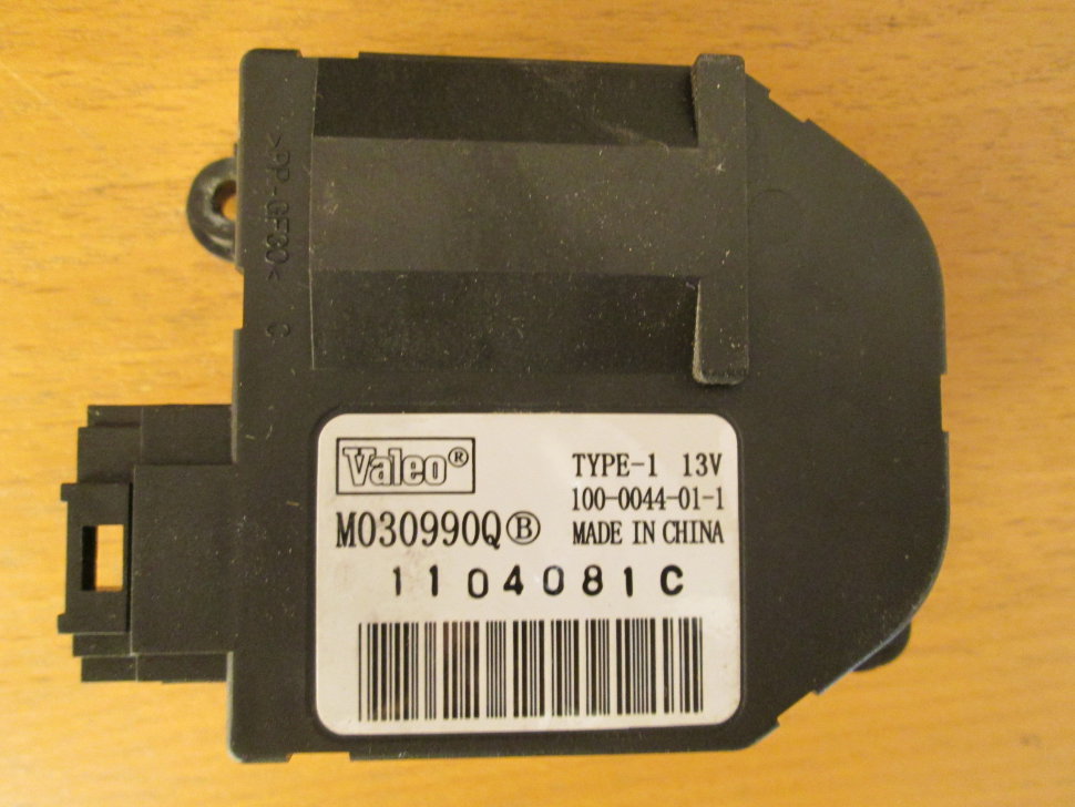 Купить моторчик заслонки печки m030990q renault megane 2, scenic в ...